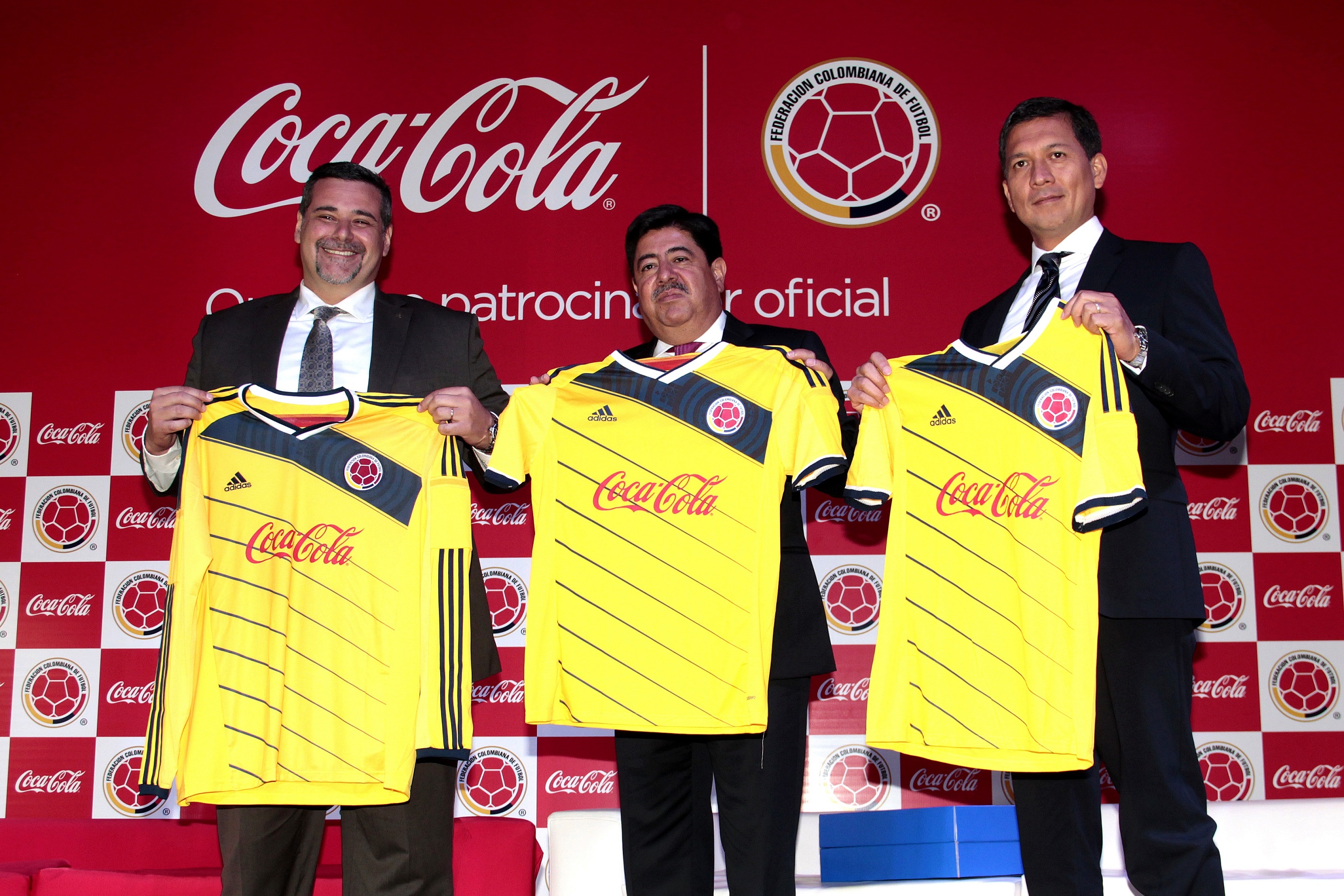 Coca-Cola, nuevo Patrocinador Oficial de la Selección Colombia ...