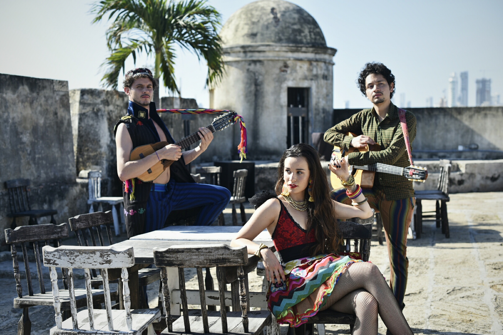 Monsieur Periné le da un sentimental adiós a su Caja de Música en el ...