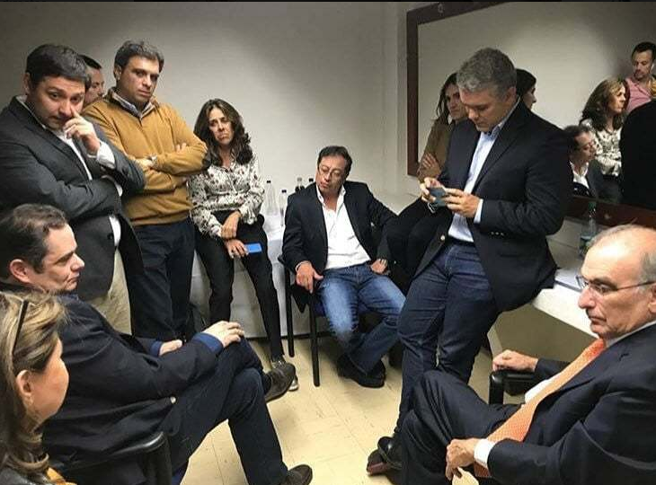 Duque (38%) y Petro (28%) encabezan intención de voto para ...