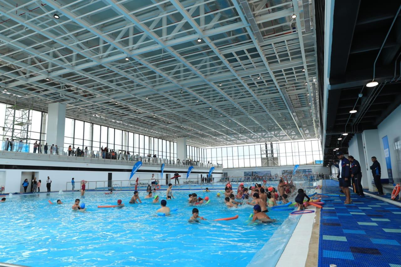 Peñalosa entregó las piscinas del Centro Felicidad -CEFE El Tunal, obra ...