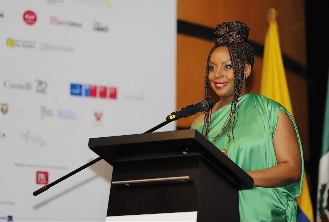 “La identidad importa”, Chimamanda Ngozi Adichie » Reporteros Asociados