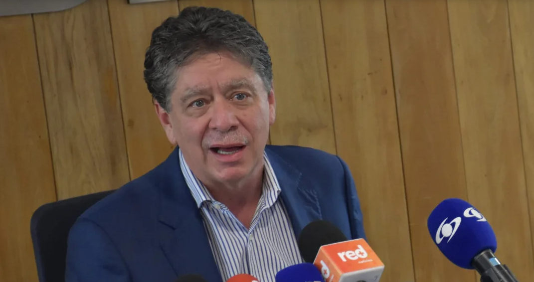 Postulan a Bruce Mac Master para presidencia del Consejo Gremial en ...